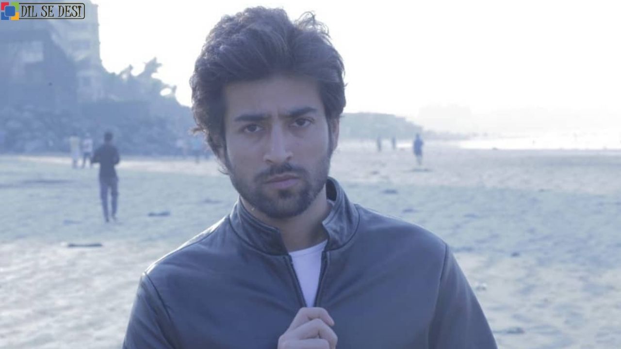 Randeep Jha (Director) Biography in Hindi | रणदीप झा का जीवन परिचय